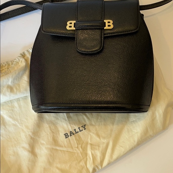Bally | Bags | New Vintage Bally Leather Gold And Black Union Stamped Handbag | Poshmark